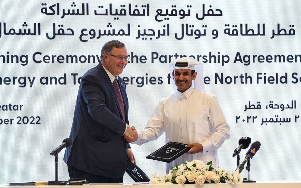 TotalEnergies sélectionné comme partenaire de Qatar Energy dans le méga ...