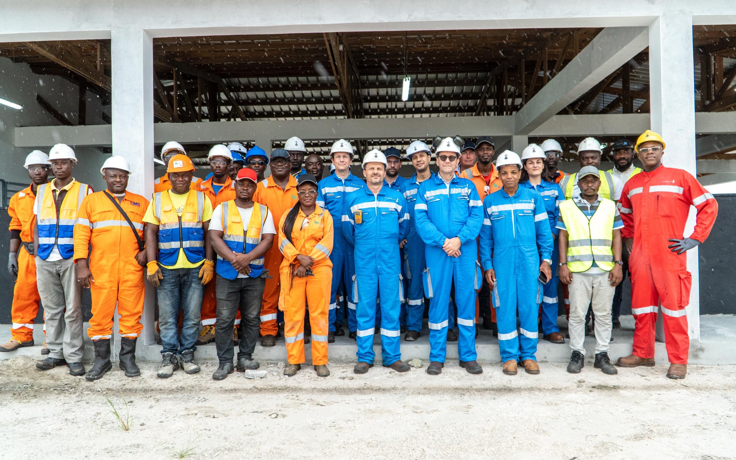 Visite des installations pétrolières et parapétrolières de Port-Gentil ...